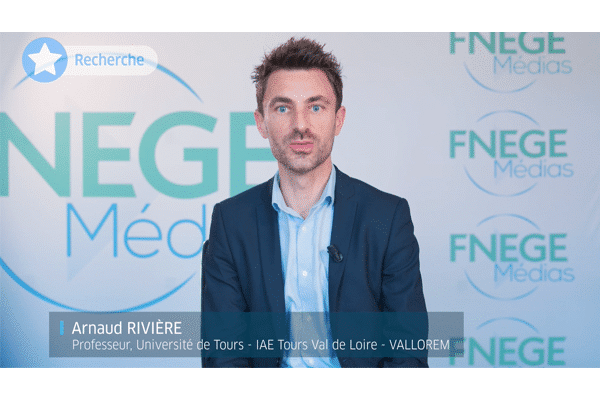 1er prix FNEGE pour Arnaud Rivière et Rémi Mencarelli - IAE FRANCE ...